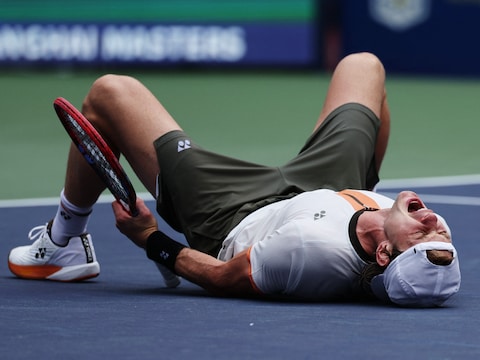 Zizou Bergs sauve deux balles de match et se qualifie pour son premier ...