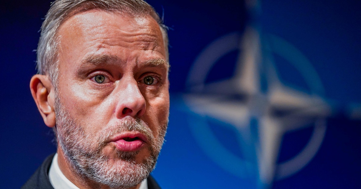 Un haut responsable de l'OTAN appelle à “se réveiller”: “En 1940, nous ...