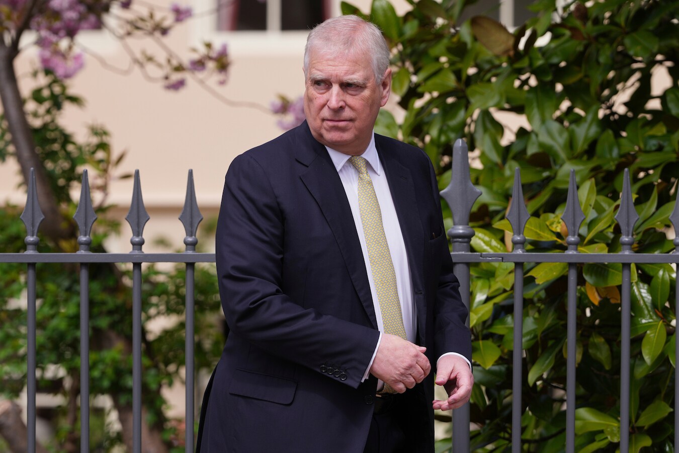 L’enquête autour d’Andrew se poursuit, les princesses Beatrice et ...