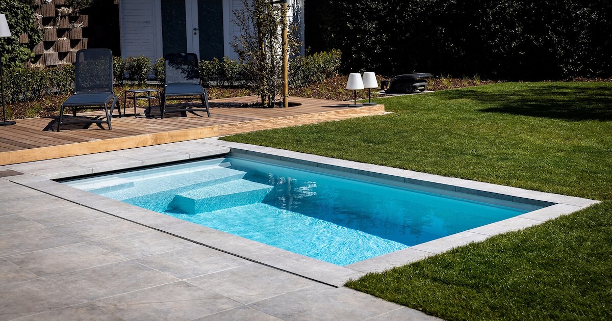 Se baigner à un prix abordable? « Installer et entretenir une piscine petite est moins chère ...