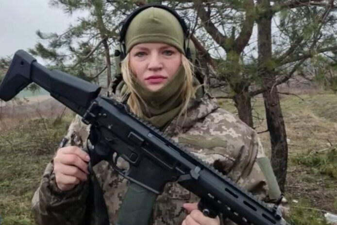 Ania, une Liégoise unijambiste de 33 ans, se bat en Ukraine depuis un ...