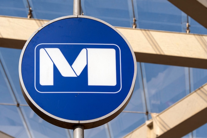 Une personne est décédée après avoir été heurtée par une rame de métro ...