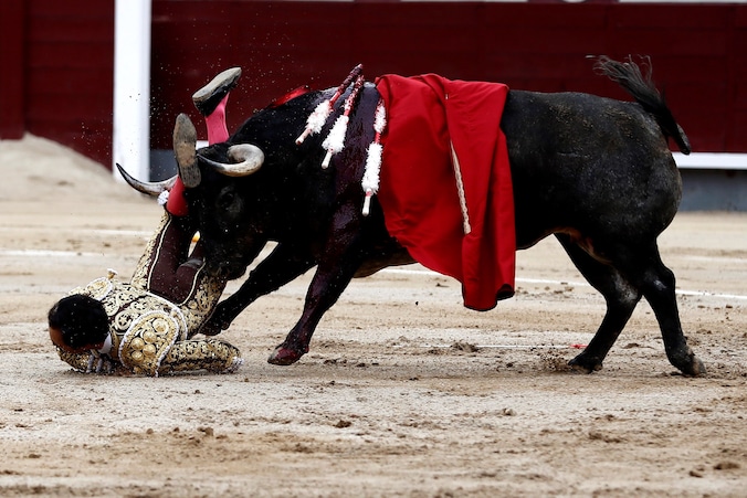 Le matador grièvement blessé par un coup de corne va mieux | 7sur7.be