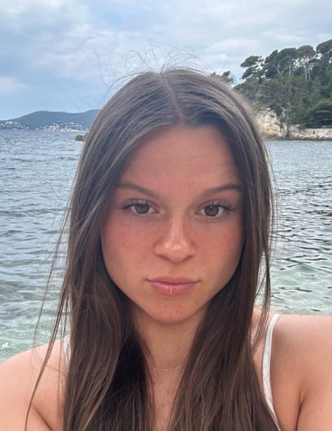 Anaïs Robin, star de TikTok, décède dans un accident de voiture à 21 ...