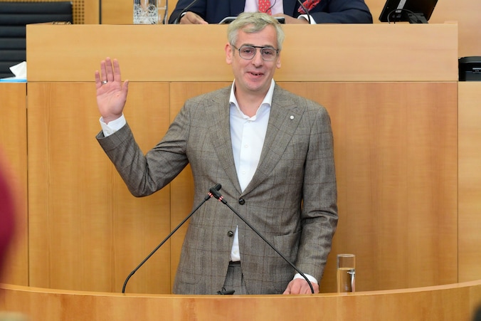 Dirk De Smedt succède à Sven Gatz et devient le nouveau ministre ...