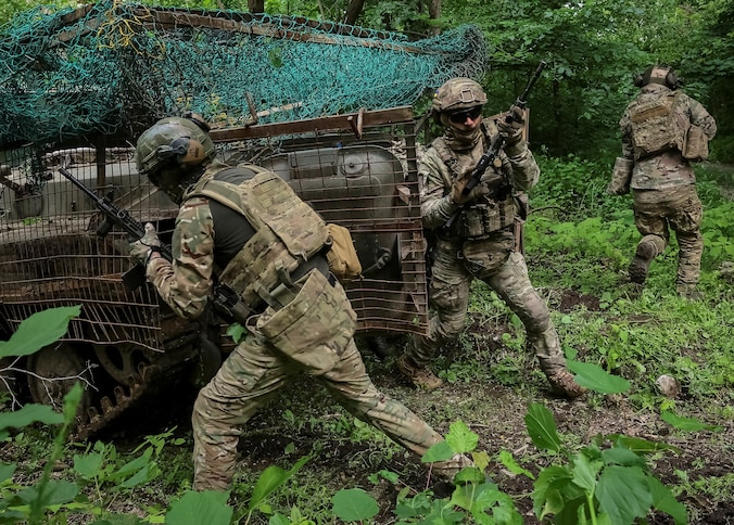L’Ukraine ordonne l’évacuation de milliers de civils autour de Kharkiv ...