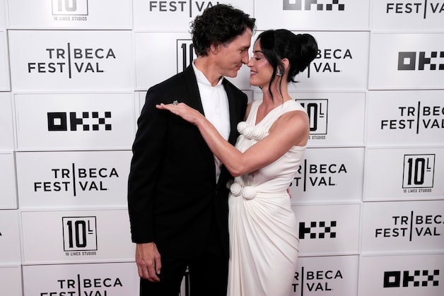 Katy Perry et Justin Trudeau plus amoureux que jamais pour leur premier ...