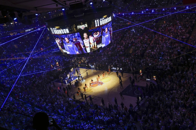 De Charleroi à New York: une société belge derrière le show XXL des ...