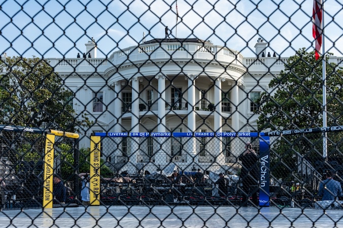 Trump fêtera ses 80 ans ce dimanche devant un combat de MMA à la Maison ...