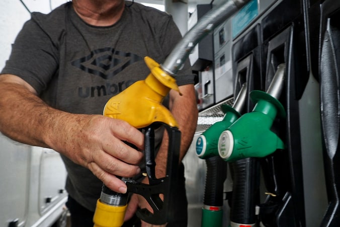 Gare au “shimming”, une nouvelle arnaque dans les stations-services ...