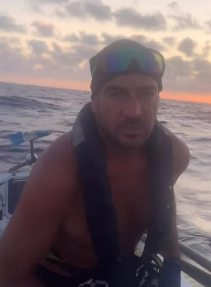 “Adventure Aaron” Carotta retrouvé dans le Pacifique plusieurs jours ...