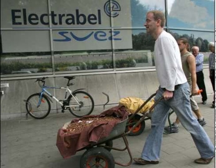 Il a payé sa facture Electrabel avec 215 kilos de centimes! | Insolite ...