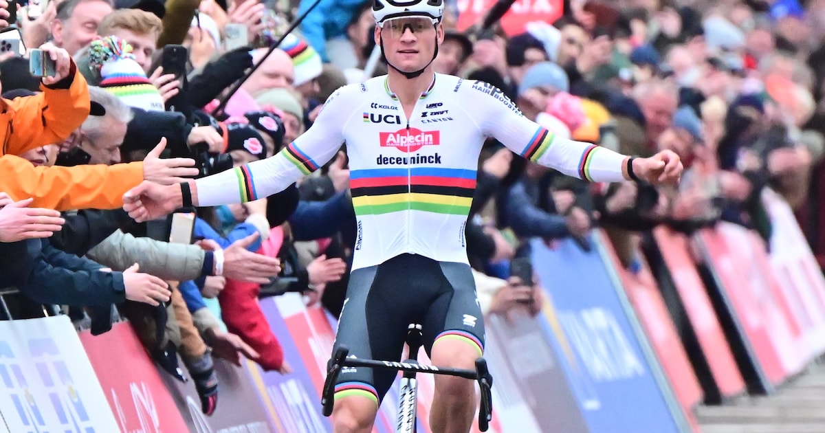Une démonstration: van der Poel écœure van Aert pour leurs ...