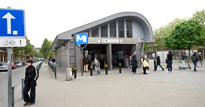 Une autre station de métro évacuée suite à un dégagement de fumée à ...