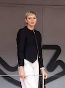 La princesse Charlene fait sensation à Monaco avec sa tenue à près de ...
