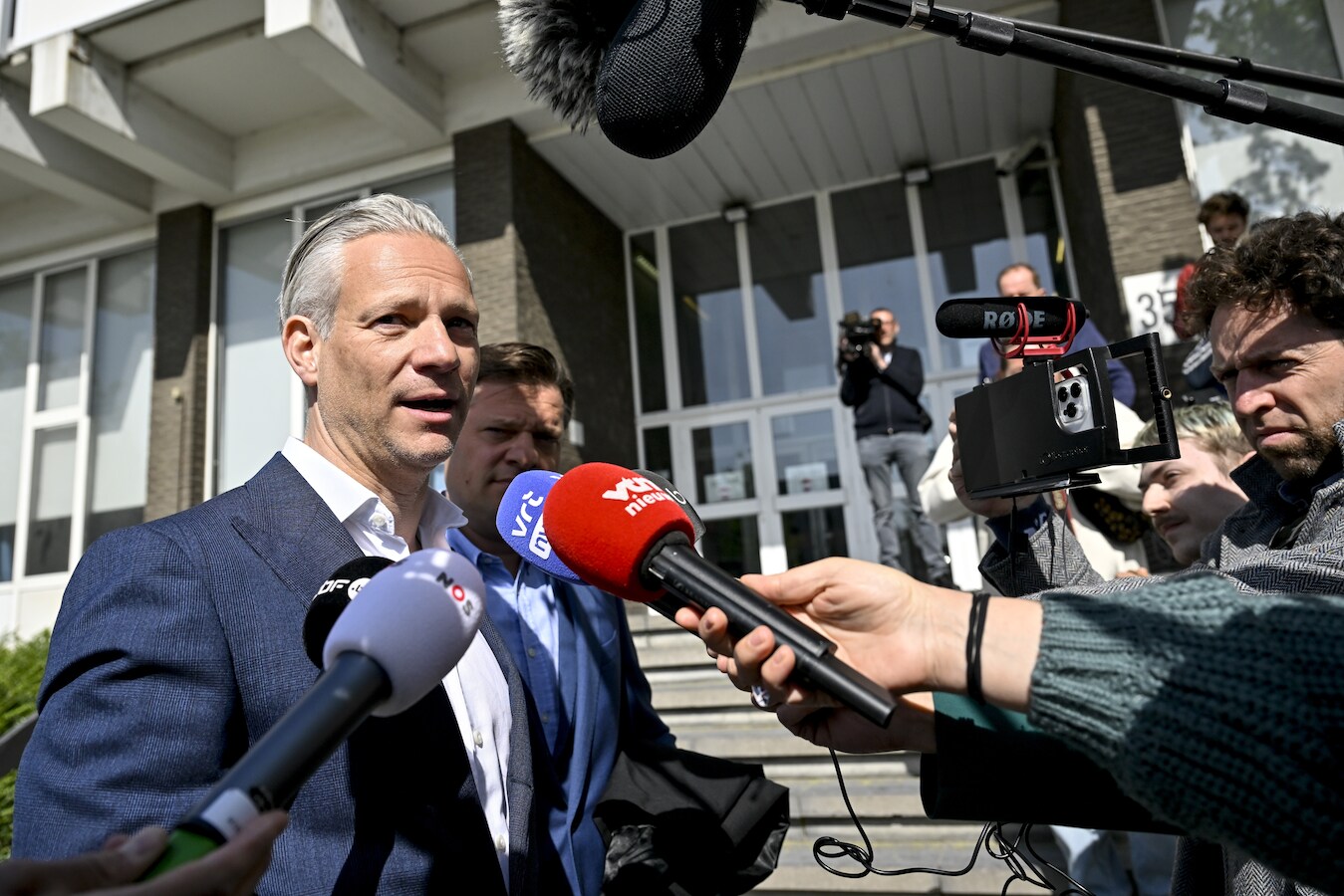 Un Youtubeur belge dévoile les noms et visages des Reuzegommers, son ...